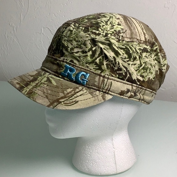 Realtree | Accessories | Realtree Girl Camouflage Flat Top Hat Size ...